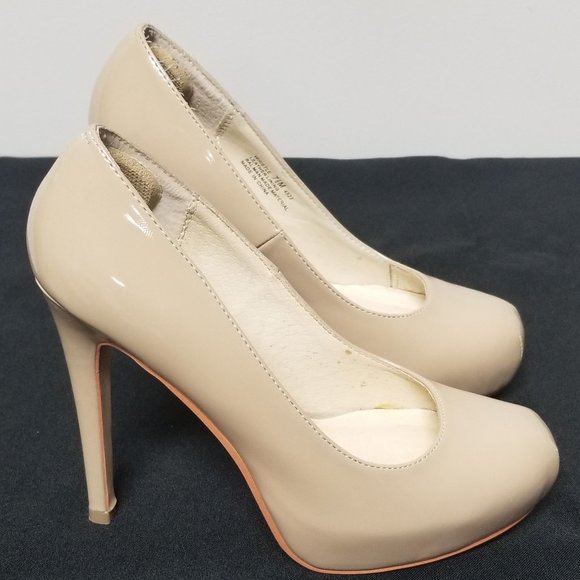 Chinese Laundry | Shoes | Chinese Laundry Beige Platform Heels Size 75 ...